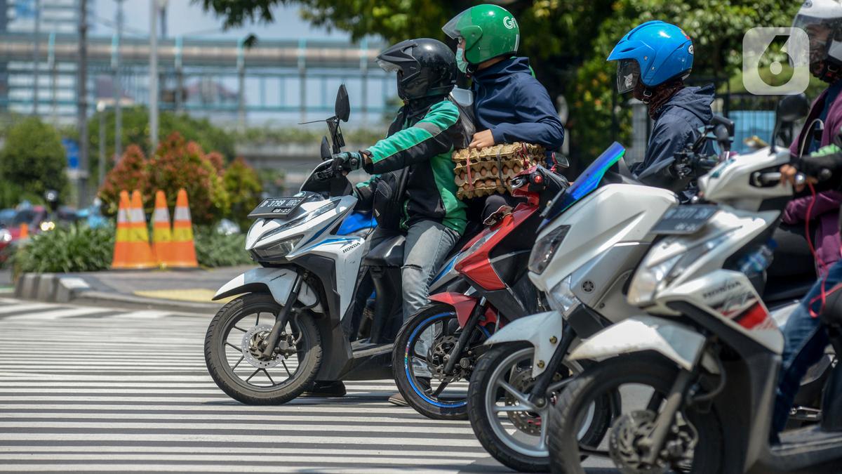 FOTO: Ragam Pelanggaran yang Biasa Dilakukan Pengendara Motor - Foto ...