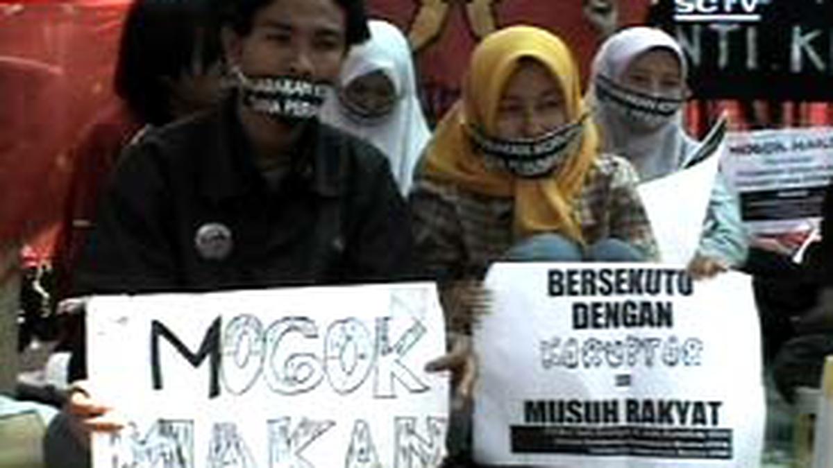 Mogok Makan Menuntut Penahanan Gubernur Banten - News Liputan6.com