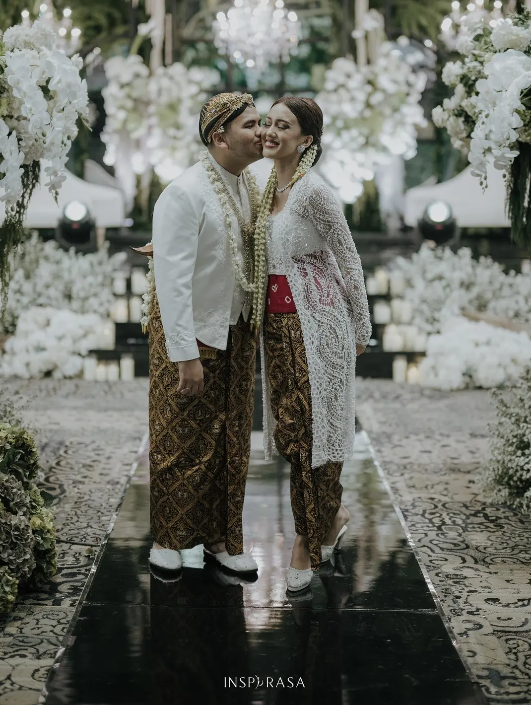 Potret Tora Sudiro Menikahkan Anak Sulungnya dengan Muhammad Ivan Lubis ...