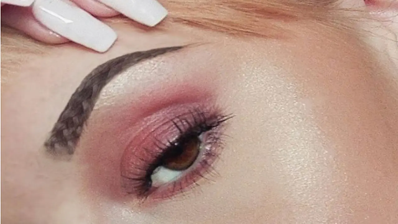 Selain Alis Ombak, Ini 6 Tren Alis dengan Bentuk Tak Biasa - Citizen6 ...