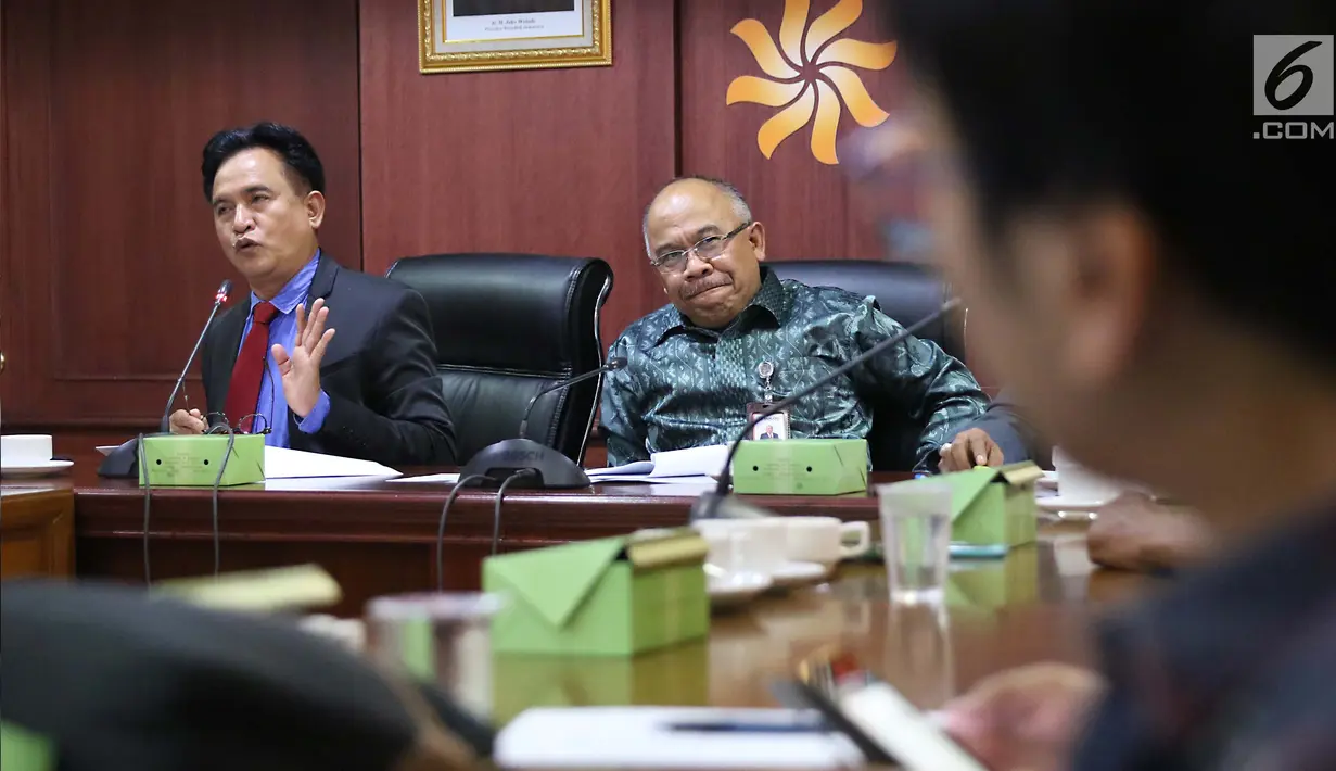 PHOTO: Yusril Jelaskan Persoalan Sengketa Tanah Perum Bulog - Foto ...