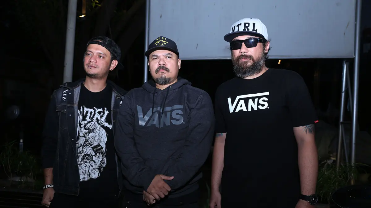 Luncurkan Album 11/12, Netral Bertranformasi Jadi NTRL - Entertainment ...