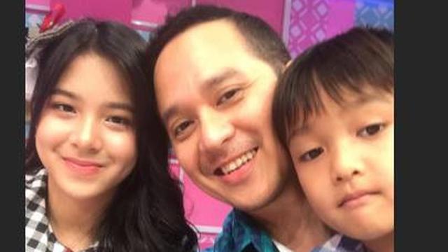 6 Transformasi Kebersamaan Fadli Akhmad dan Zee dari Kecil Hingga Jadi Member JKT48 - Hot ...