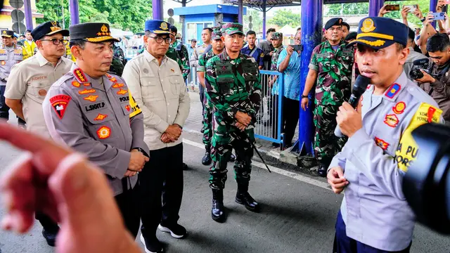 Kapolri Ungkap Penyebab Kemacetan di Jalan Lintas Sumatera - News Liputan6.com