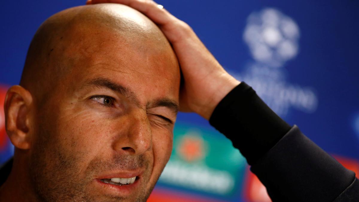 Zinedine Zidane Balas Sindiran Bek Barcelona - Bola Liputan6.com