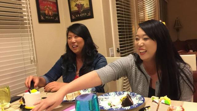 33 Tahun Terpisah, Kembar Identik Ini Akhirnya Bertemu - Citizen6 ...