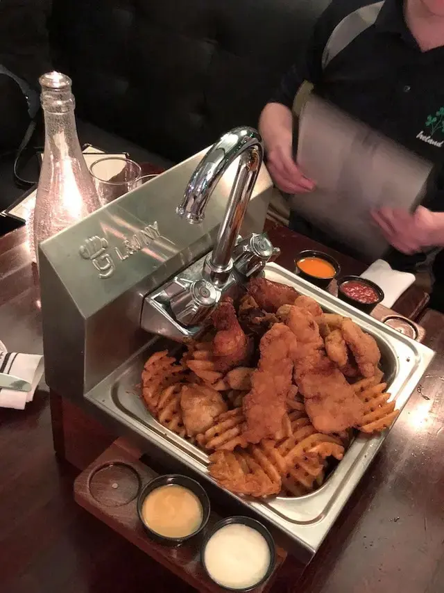 10 Potret Nyeleneh Penyajian Makanan di Restoran Ini Bikin Geleng ...