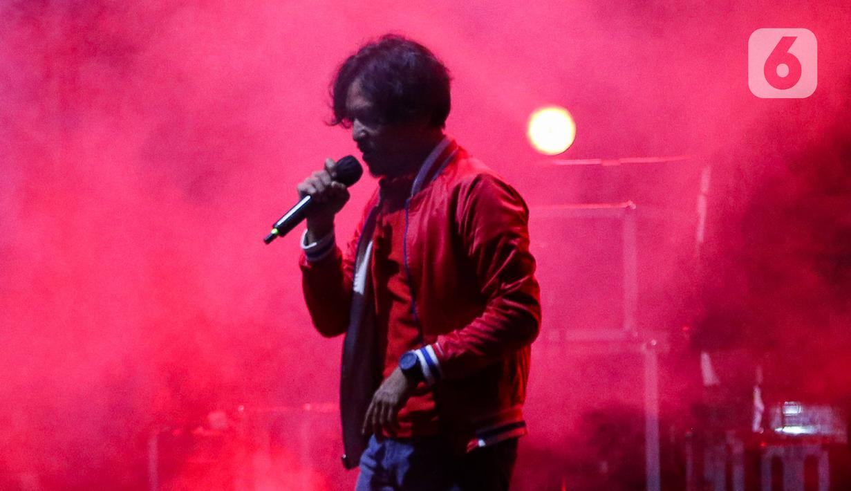 Aksi Oom Leo Berkaraoke dan Aldi Taher Goyang Panggung KapanLagi Buka ...