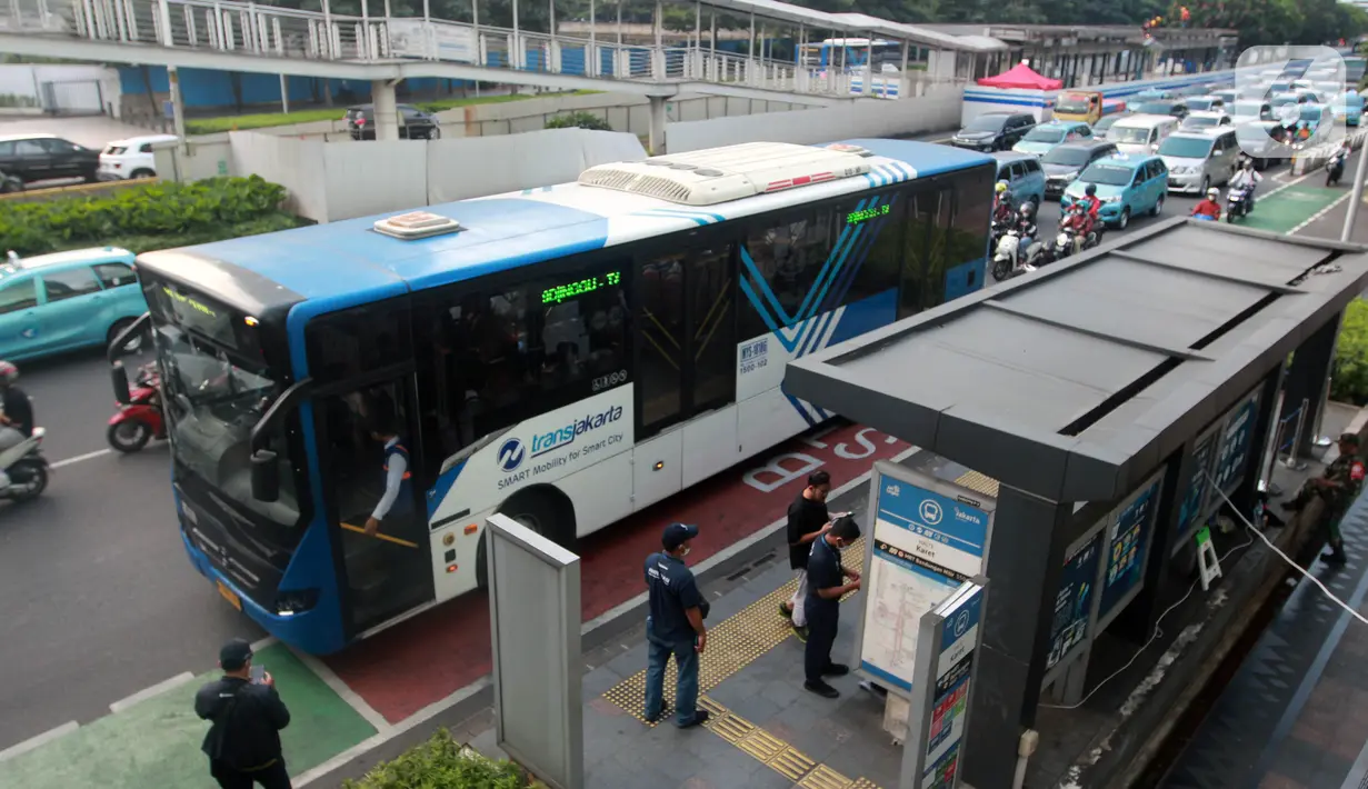 10 Halte TransJakarta di Ibu Kota Ditutup Sementara Imbas Revitalisasi ...