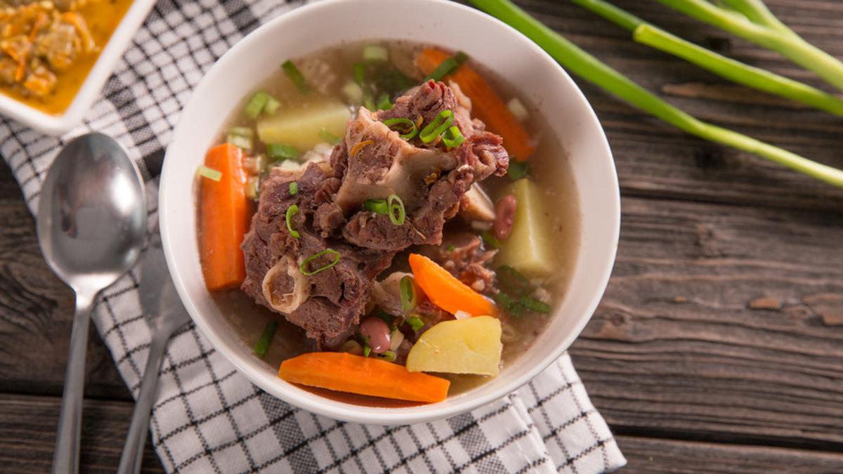 Resep Sop Buntut / Sop Iga Kuah Bening yang Segar dan Sedap