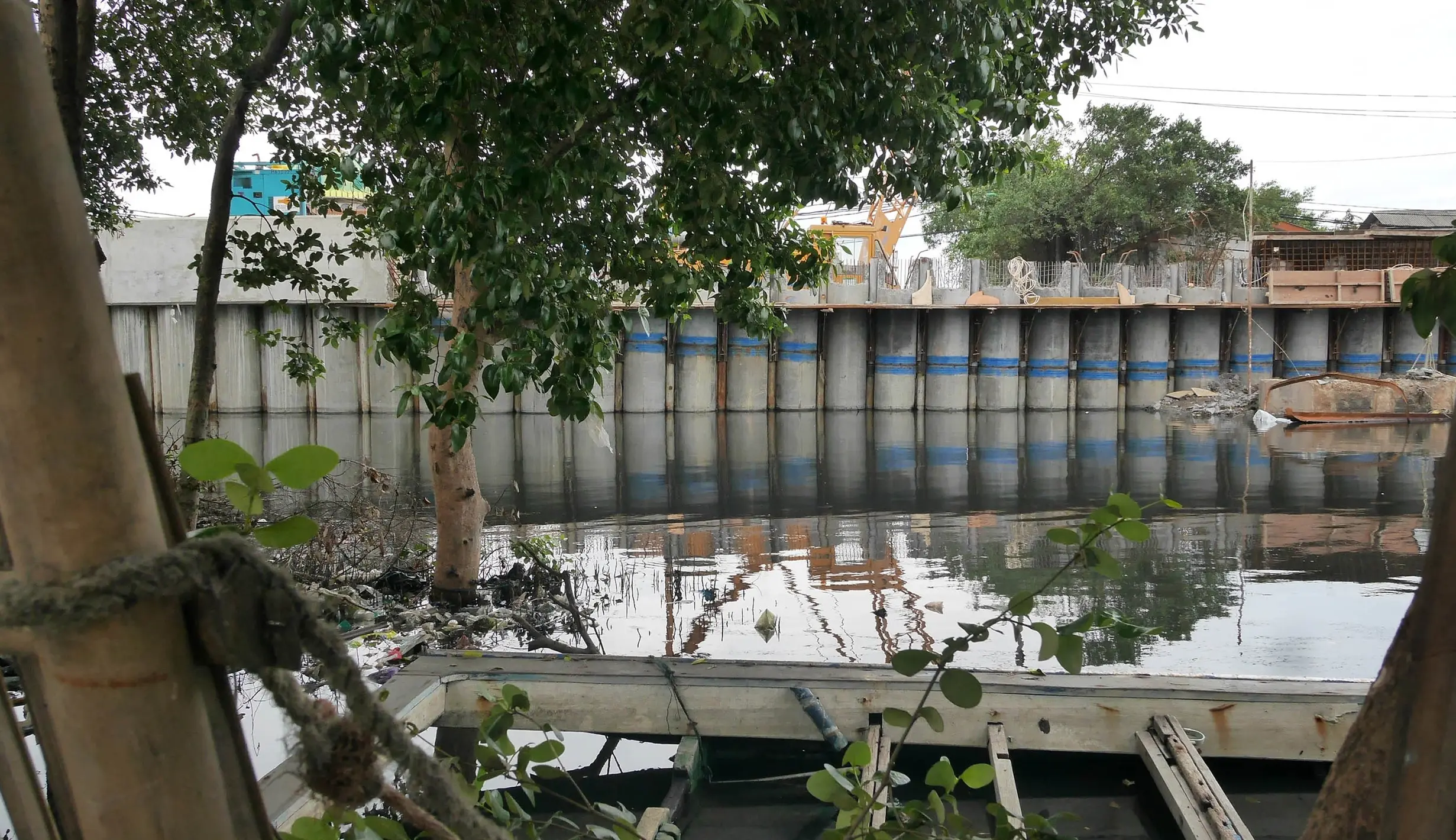 FOTO: Menengok Progres Pembangunan Tanggul Pantai Kamal Muara - Foto ...
