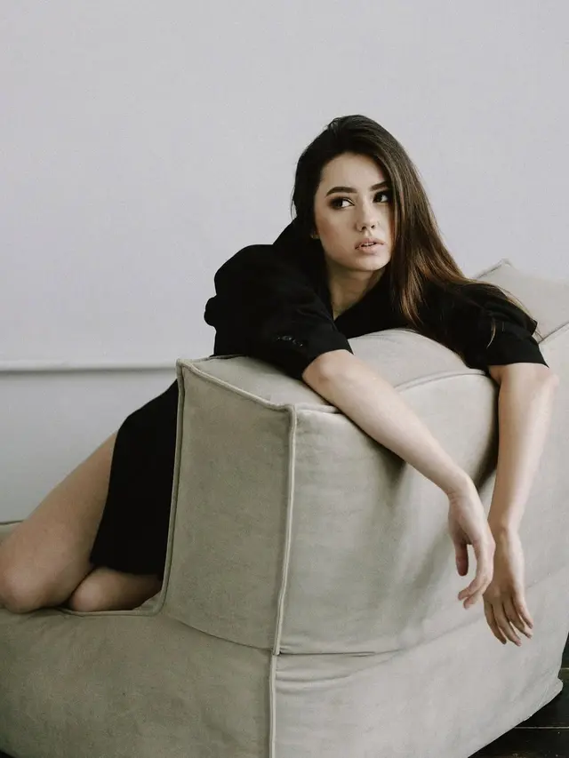 7 Potret Viktoriya Kolesnaya Pacar Billy Syahputra Asal Belarus ...