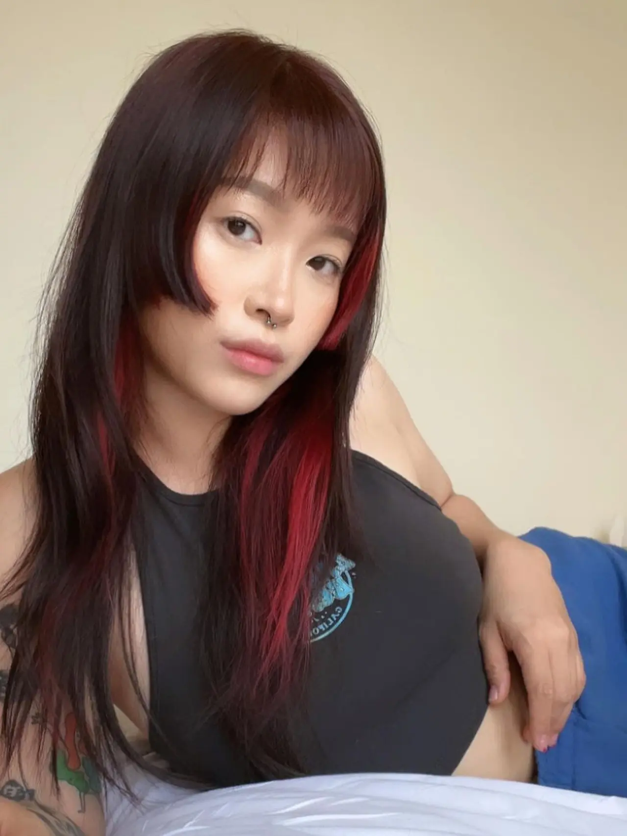 9 Seleb Tampil Cantik dengan Rambut Merah