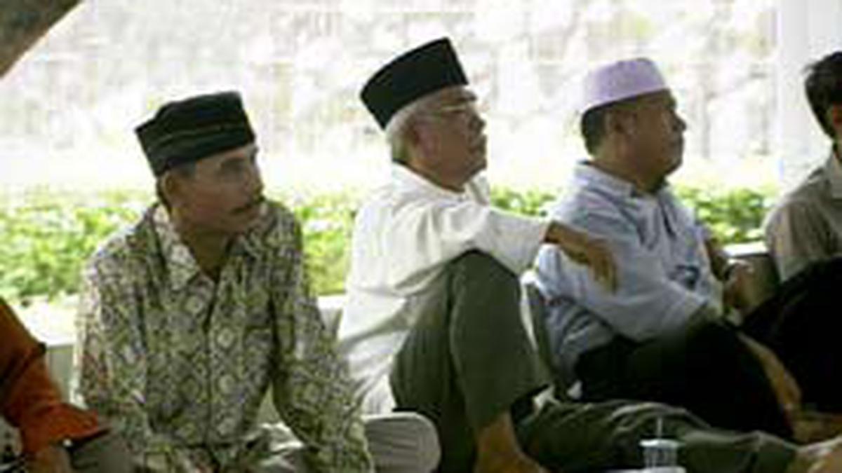 Para Jemaah Haji Menggelar Reuni - News Liputan6.com