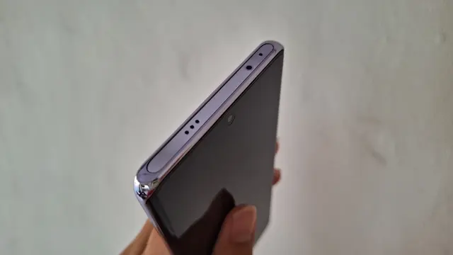 Unboxing dan Hands-On Oppo Reno10 Pro Plus 5G: Hadirkan Desain Premium yang Terasa Solid - Tekno ...