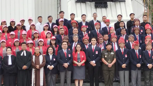 Jelang HUT ke-17, Punguan Simbolon dohot Boruna Indonesia Ziarah ke TMP ...