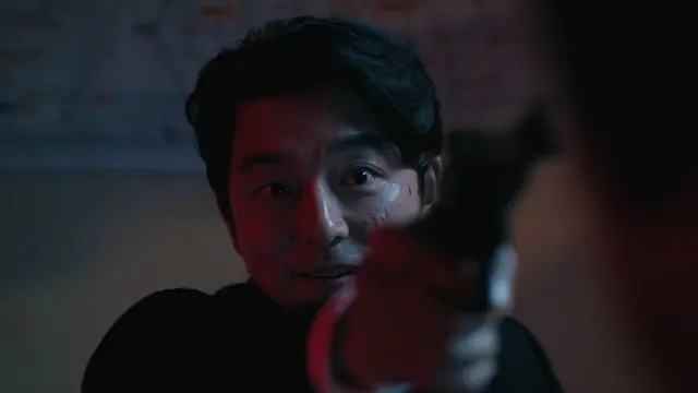 Saat Lee Jung Jae Mengulas Akting Gong Yoo di Adegan Russian Roulette Squid Game 2 - ShowBiz ...