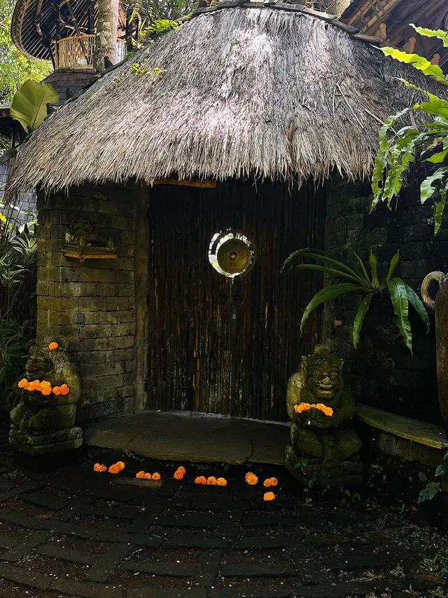 6 Potret Gavin Casalegno Liburan di Bali, Bintang The Summer I Turned ...
