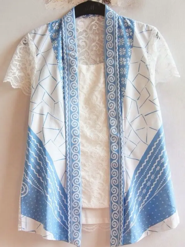 5 Model Baju Batik Kombinasi Wanita yang Wajib Dimiliki, Stylish dan Kekinian - Citizen6 ...