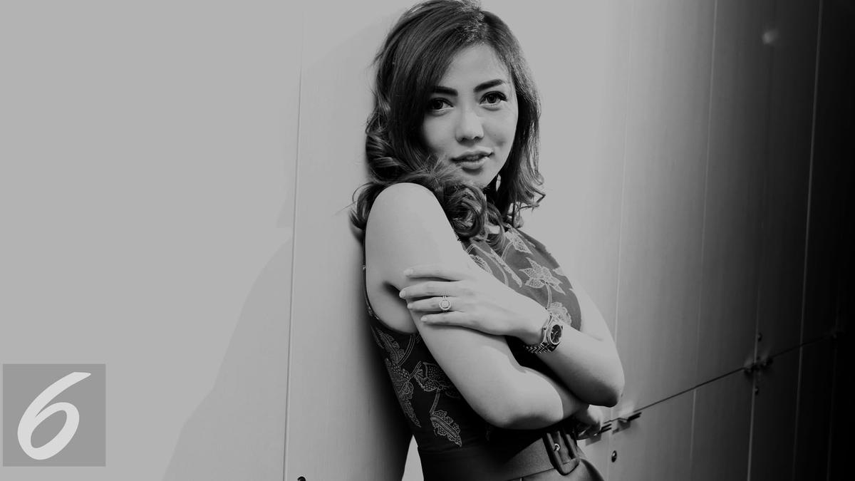 Gara-Gara Baju Ini, Bella Shofie Dianggap Salah Kostum - ShowBiz ...