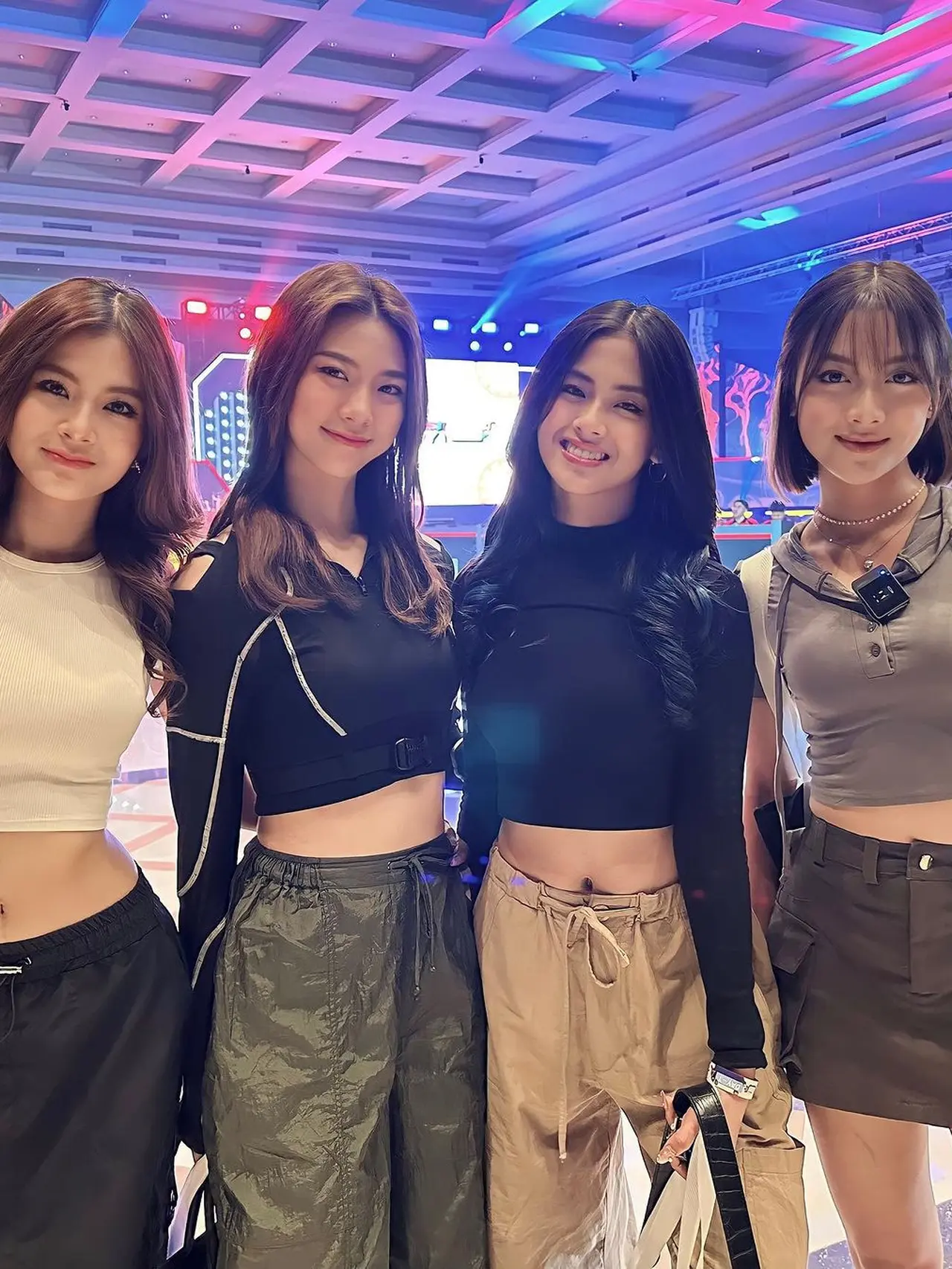 8 Momen Kebersamaan StarBe, Girl Group Indonesia yang Jalani Training ...