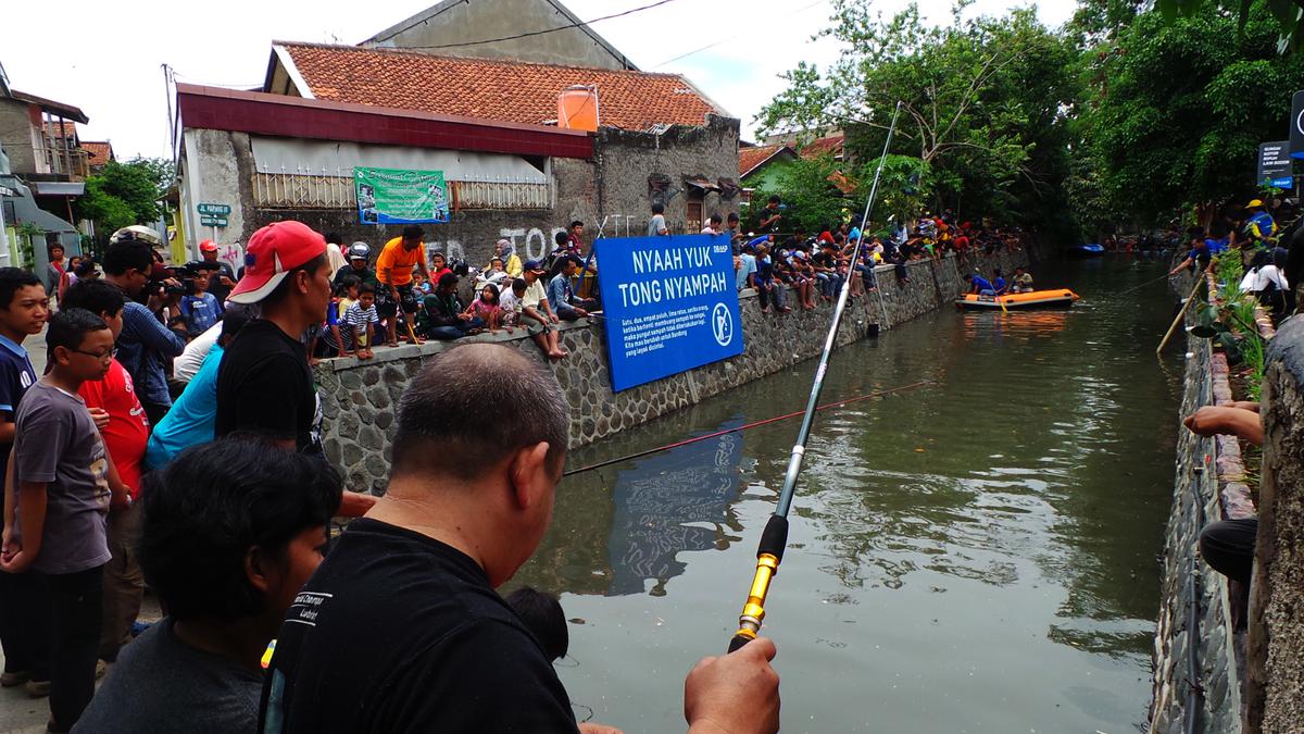 Pemancingan Gratis, Cara Warga Bandung Menjaga Sungai