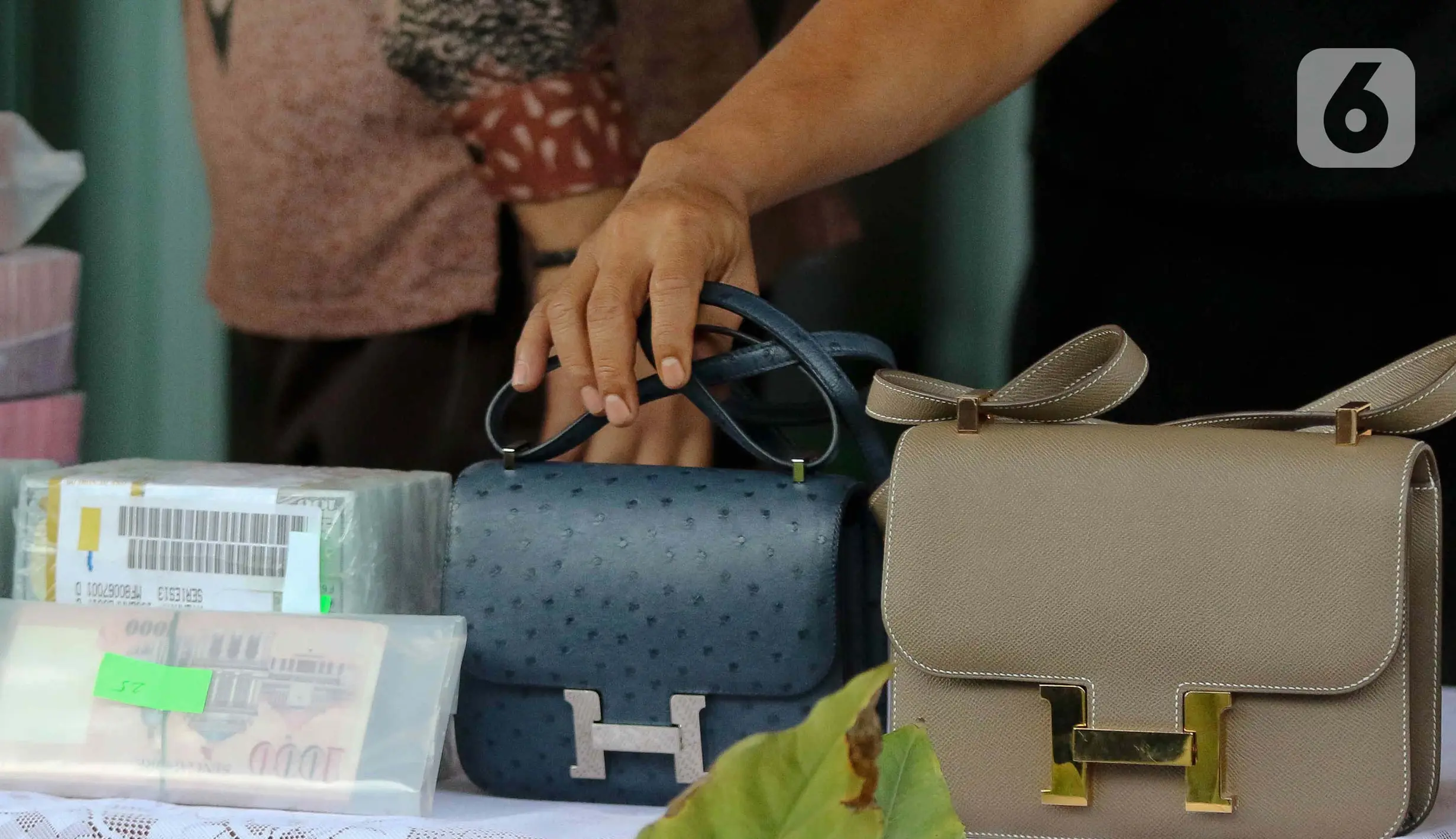 Ini Barang-barang Mewah yang Disita dari Harvey Moeis dan Helena Lim di Kasus Timah - Page 7 ...