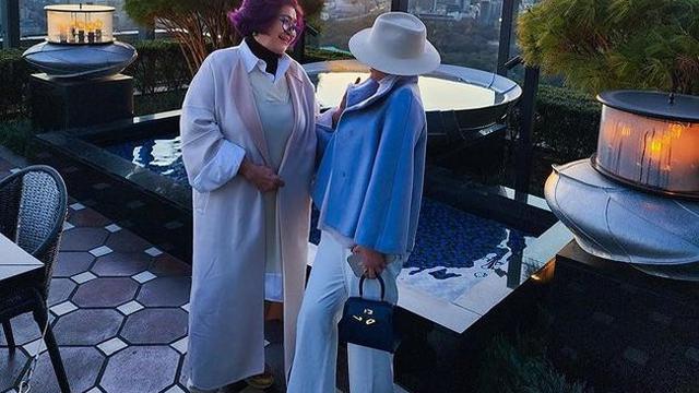 6 Potret Akrab Syahrini dan Ibu Mertua di Jepang, Sempat Dikabarkan Tak Akur - Hot Liputan6.com