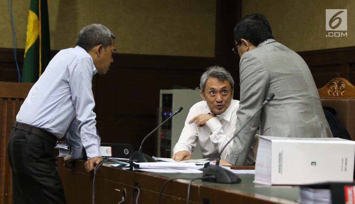 FOTO: Eddy Sindoro Jalani Sidang Keterangan Saksi - Foto Liputan6.com