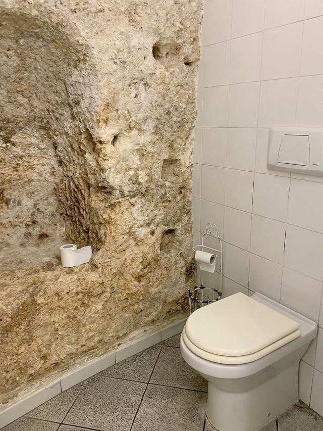 Punya Desain Mewah, 6 Potret Toilet Umum Ini Interiornya Bikin Kagum ...