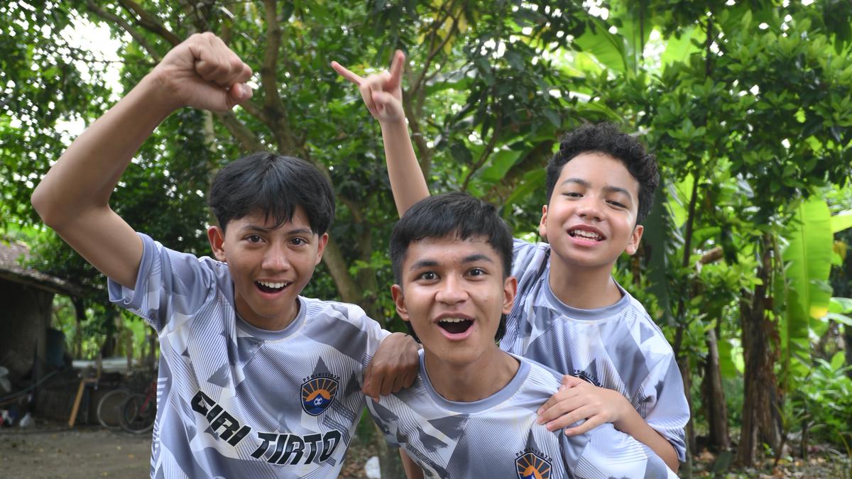 6 Fakta Muzakki Ramdhan Main Film Waktu Maghrib 2: Gaya Rambut Jamet ...