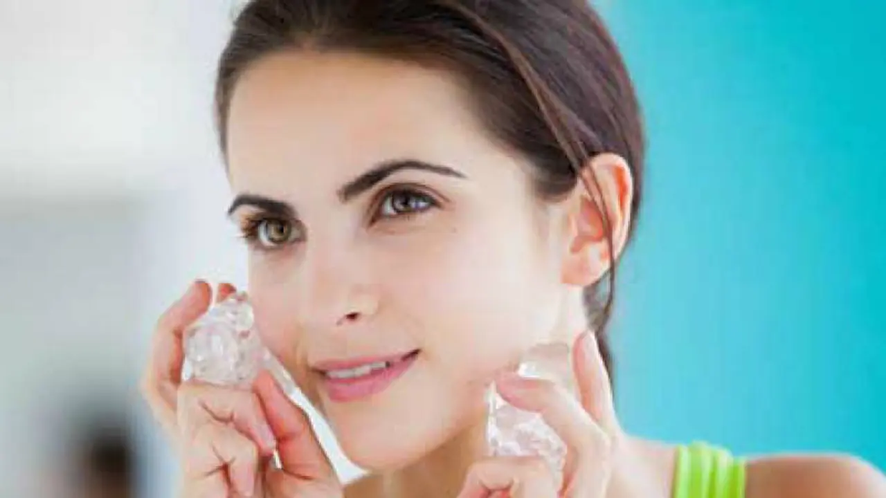 Bisa Bikin Kulit Kencang, Ini Tips Merawat Wajah dengan Es Batu ...