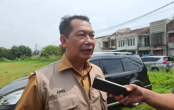 6 Potret Widi Vierratale dan Ichal Tofandy Gitaris Last Child, Pamer ...