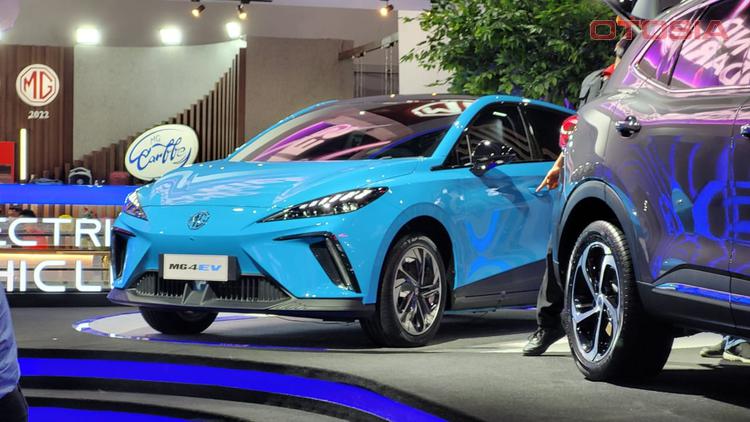 Pamer di IIMS 2023, Mobil Listrik MG4 EV Diklaim Bisa Jalan Sampai 425 km - Mobil Otosia.com