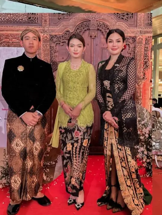 8 Adu Gaya Istri Pejabat Annisa Pohan dan Selvi Ananda Kenakan Kebaya dan Perhiasan, Sama-Sama ...