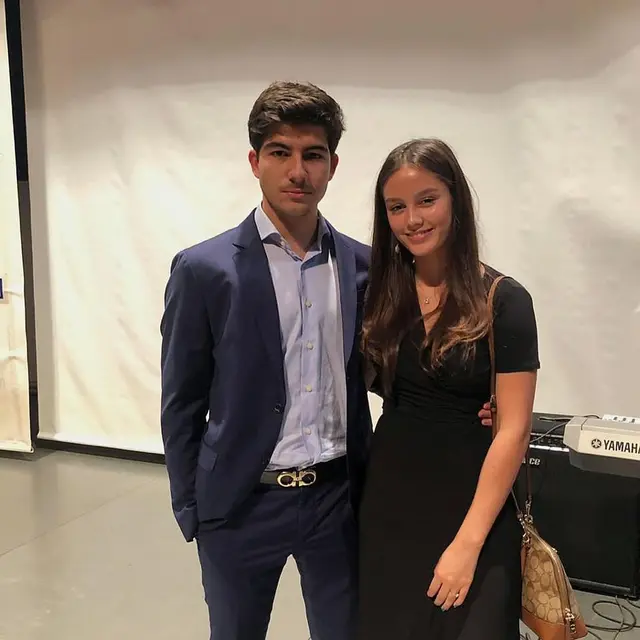 Jarang Tersorot, Ini 7 Potret Romantis Hannah Hannon dan Kekasih ...