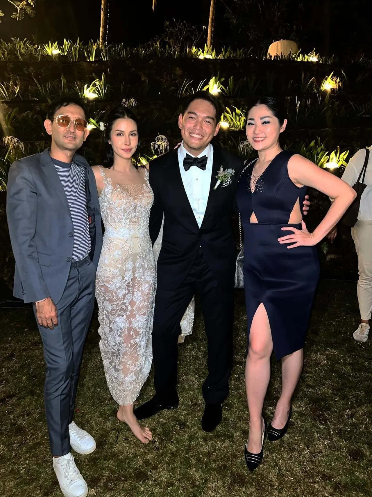 7 Momen Pernikahan Estelle Linden di Bali, Romantis dengan Pemandangan ...