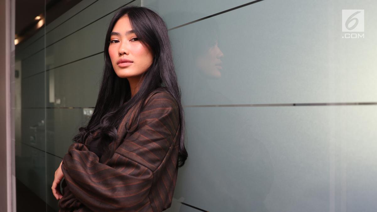 Alika Sempat Pentingkan Bernyanyi Ketimbang Kuliah - ShowBiz Liputan6.com