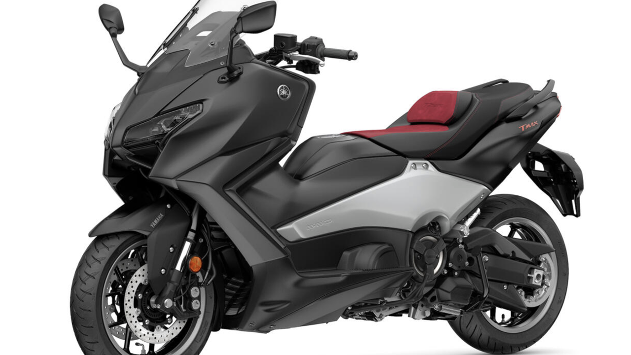 Yamaha TMAX 560 Black Max Edition Suguhkan Sentuhan Elegan dan ...
