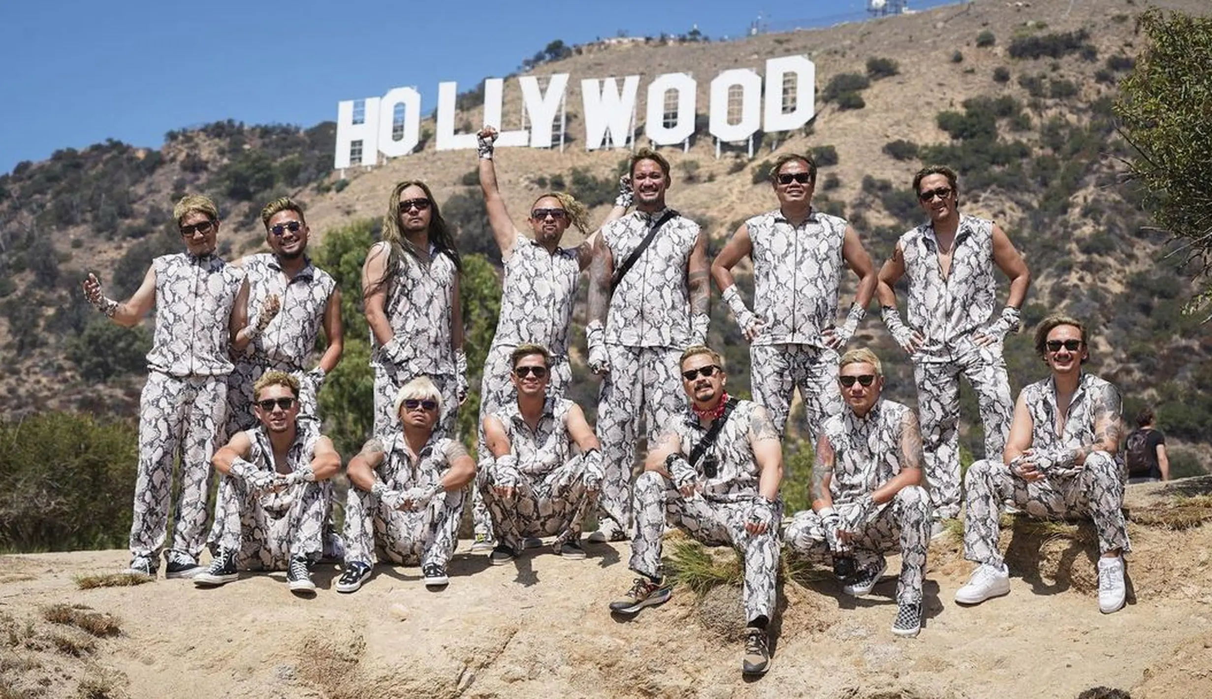 6 Potret Kostum Unik Geng Motor Desta Cs The Prediksi, Pakai Seragam ...