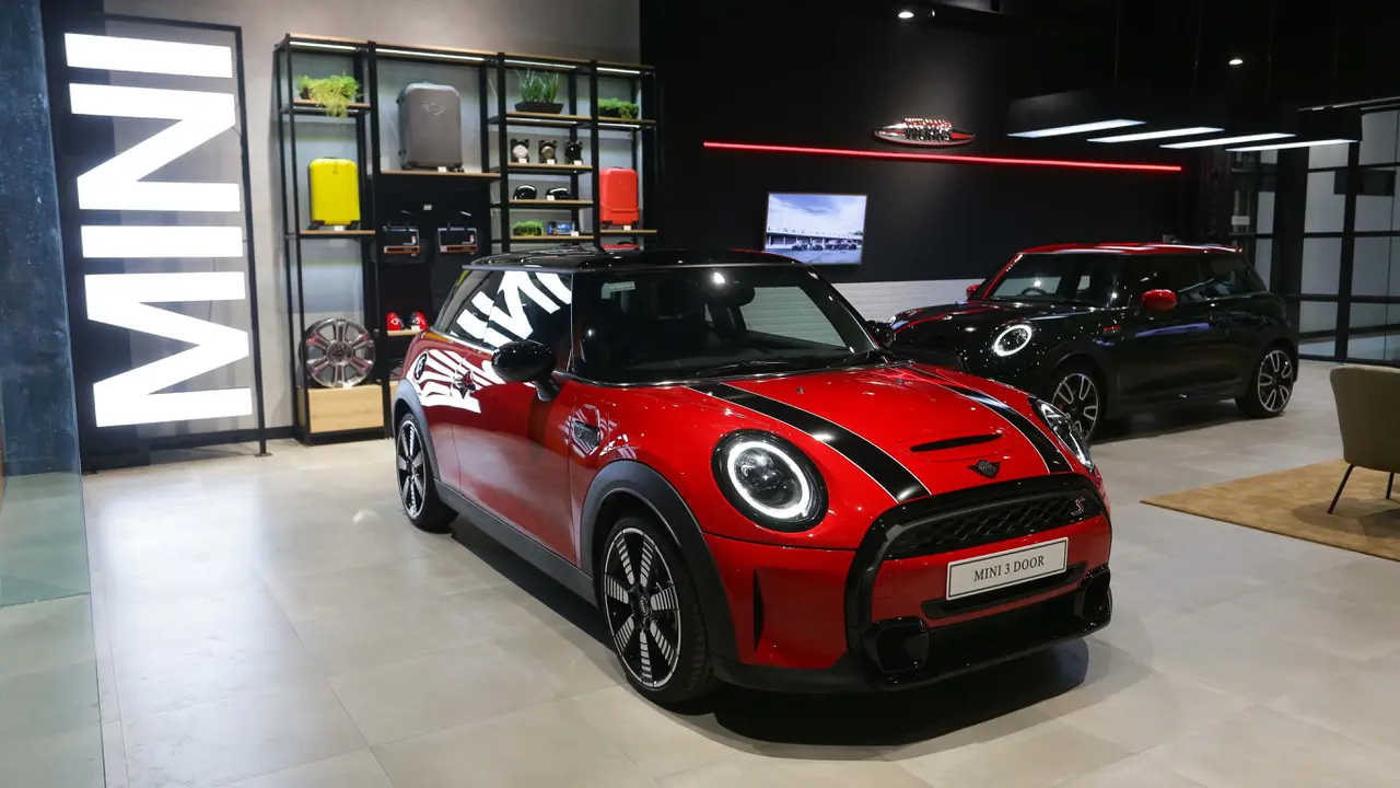 Showroom MINI dengan Konsep Retail Next Pertama di Indonesia - On Off ...