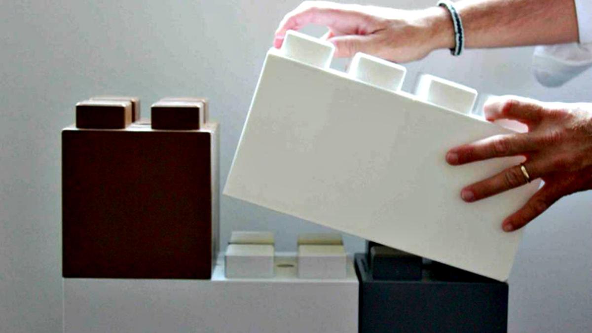 Rumah Susun Modular Seperti Mainan Lego