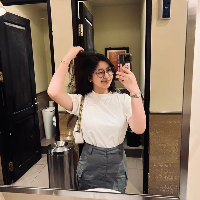 7 Potret Aquene, Putri Sultan Djorghi yang Genap Berusia 16 Tahun Ini Makin Menawan - Hot ...