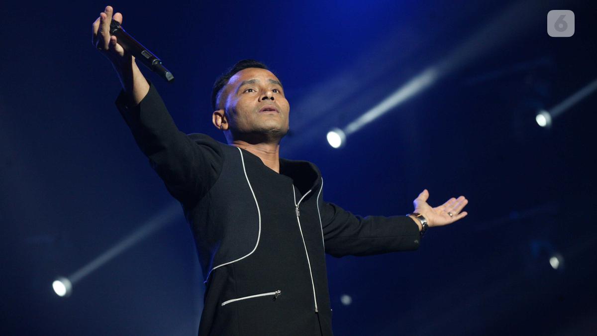 Beginilah Penampilan Judika di Festival Crossborder Atambua - Lifestyle ...