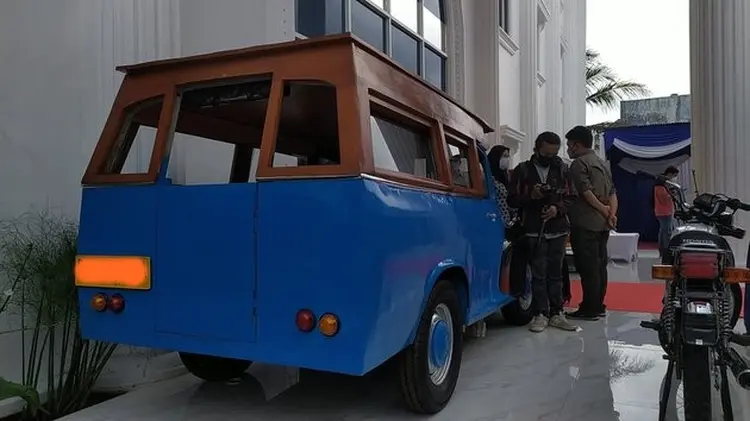 Dulu Tolak Tawaran Raffi Ahmad untuk Tukar Mobil, Kini Rano Karno ...