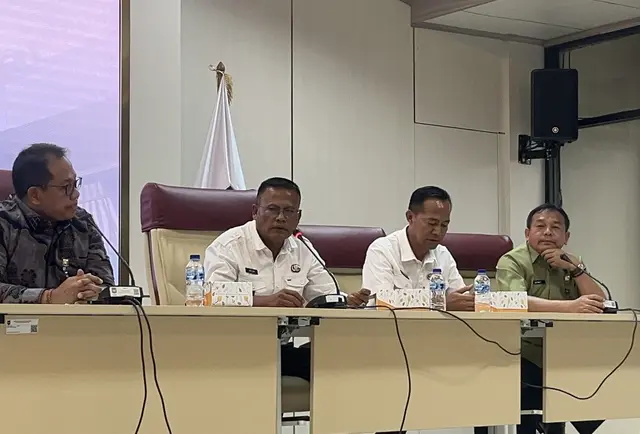 8 Rangkaian Tradisi Mitoni dalam Kehamilan Tujuh Bulan Adat Jawa - Lifestyle Fimela.com