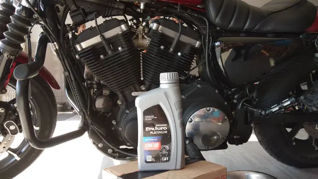 Pertamina Enduro Platinum 10W-60 Cocok untuk Moge 500 Cc ke Atas, Simak ...