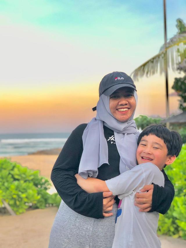 Mbak Lala Pengasuh Rafathar Malik Ahmad Klarifikasi soal Tudingan Minta Ngemis Online karena ...