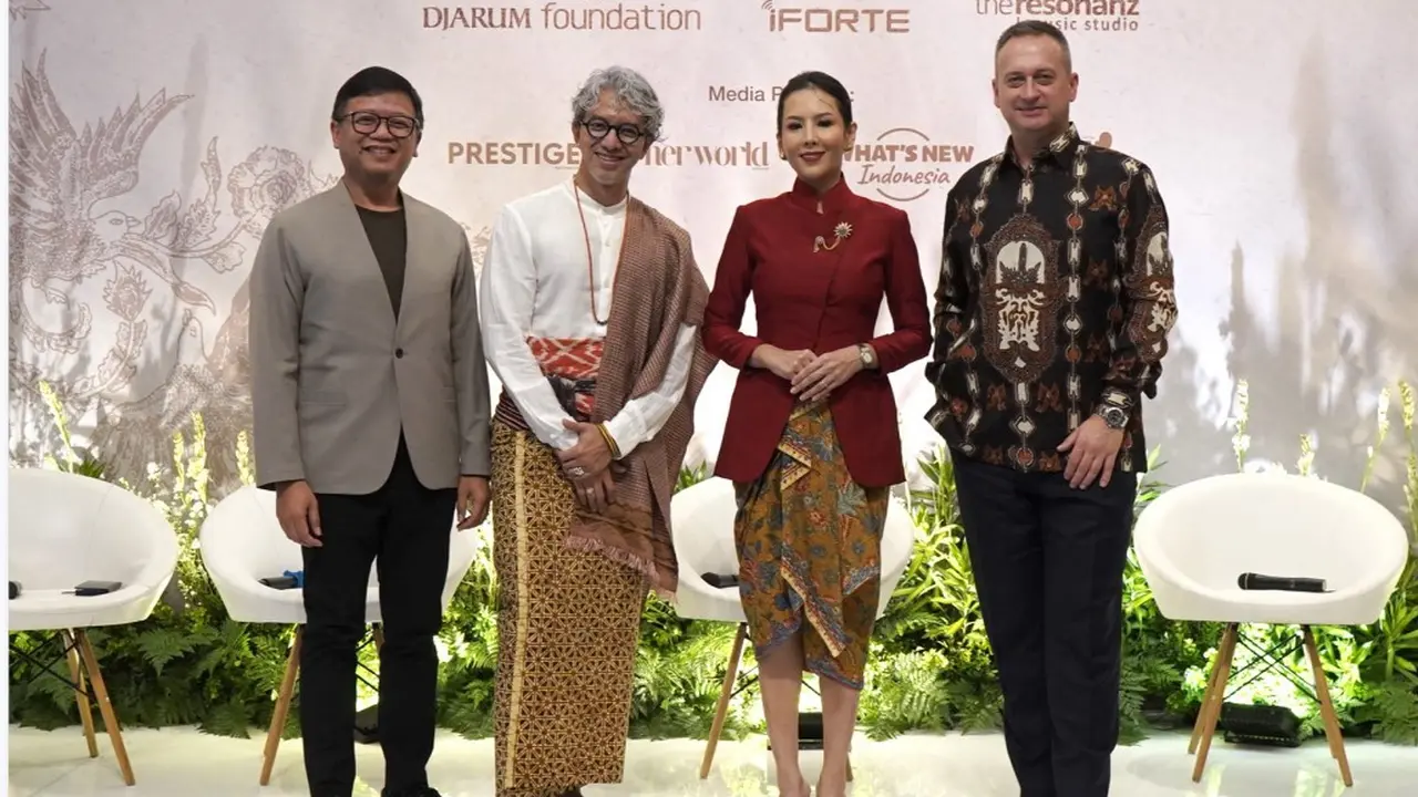 Pameran Kebaya Vintage Virtual Didiet Maulana Meriahkan Ultah ke-62 Hotel Indonesia Kempinski ...