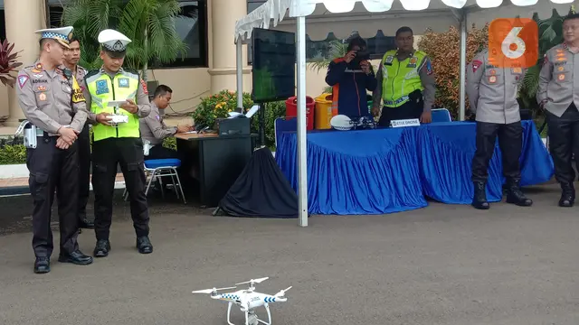 ETLE Drone Bakal Pantau Arus Mudik Idul Fitri 2023 di Banten - Regional Liputan6.com
